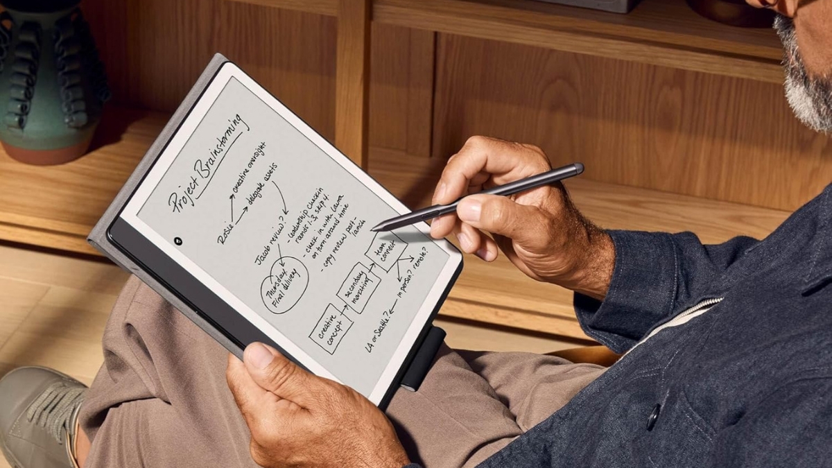 How the Amazon Kindle Scribe Makes Reading and Writing Way Easier